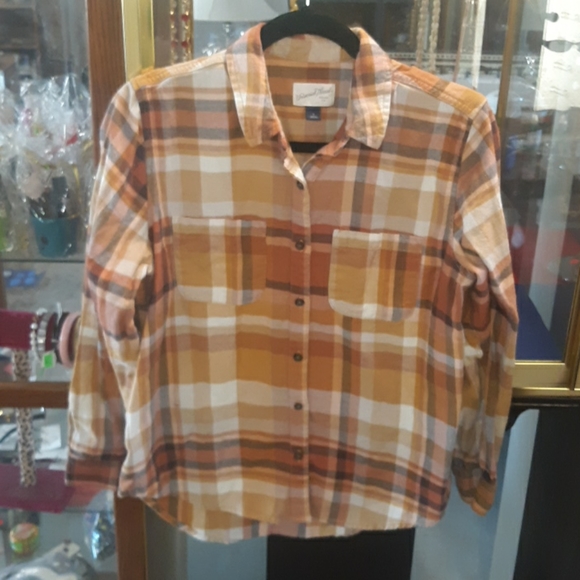 Universal Thread | Tops | Universal Thread Size S Sku 68 | Poshmark